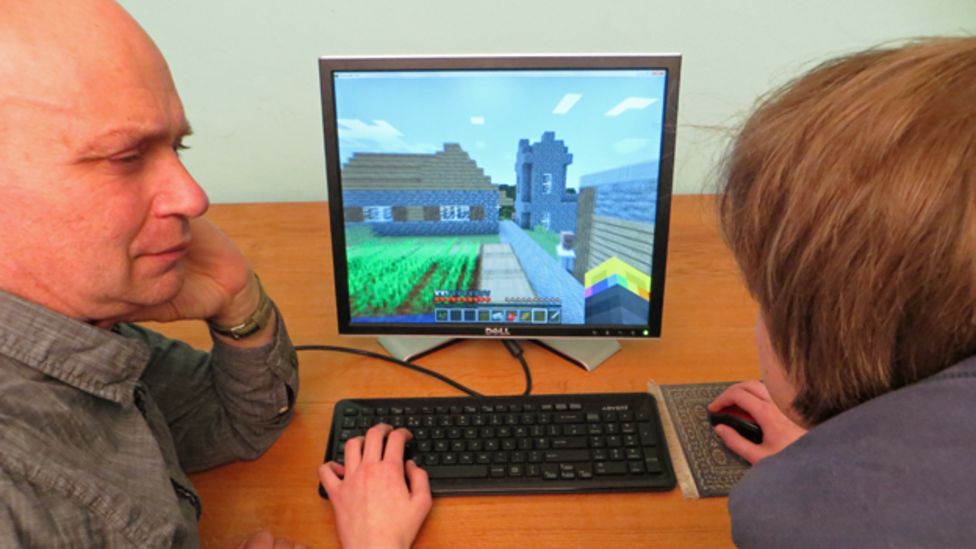 Minecraft videos - why are they so addictive? - BBC News