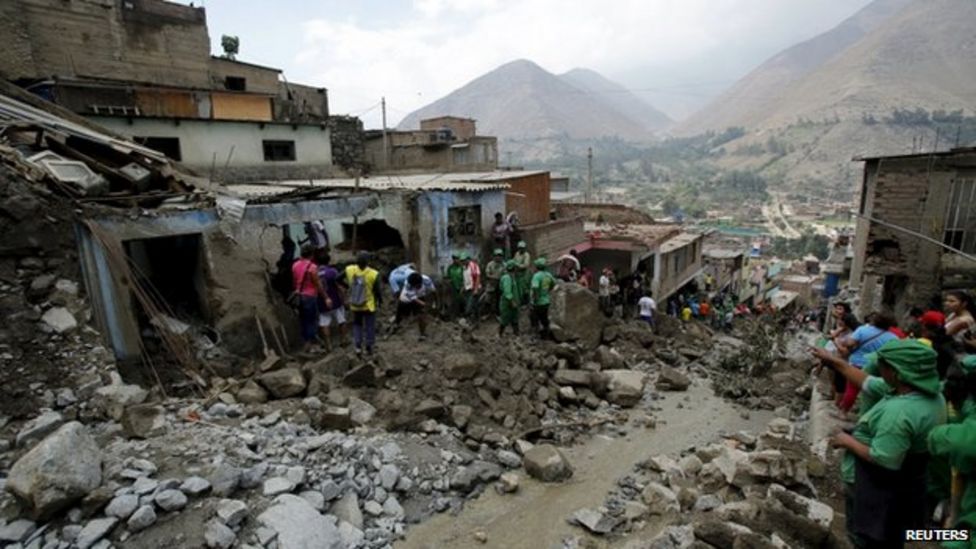 Peru mudslide emergency declared in Chosica near Lima - BBC News