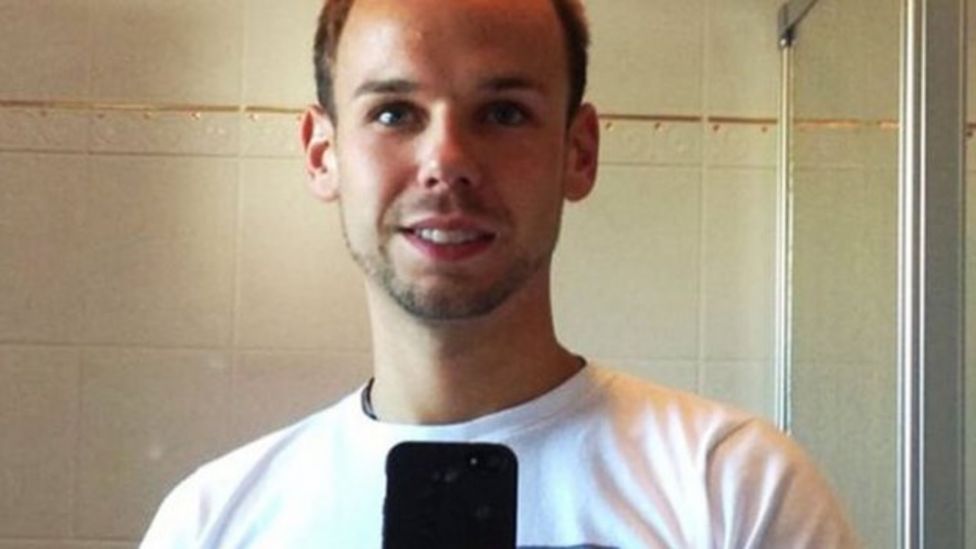 Alps crash: Lubitz 'had treatment for suicidal tendencies' - BBC News