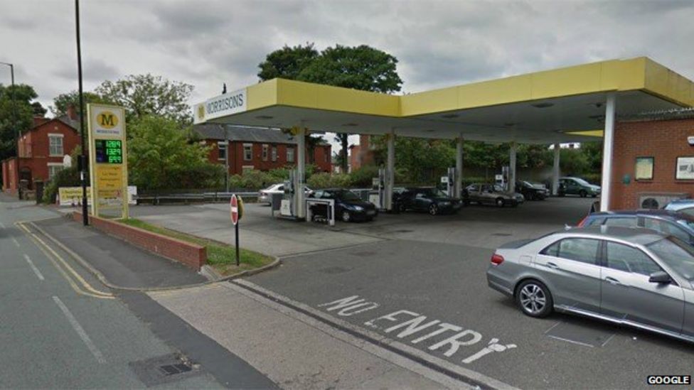 Fuel spillage closes Morrisons Failsworth supermarket - BBC News