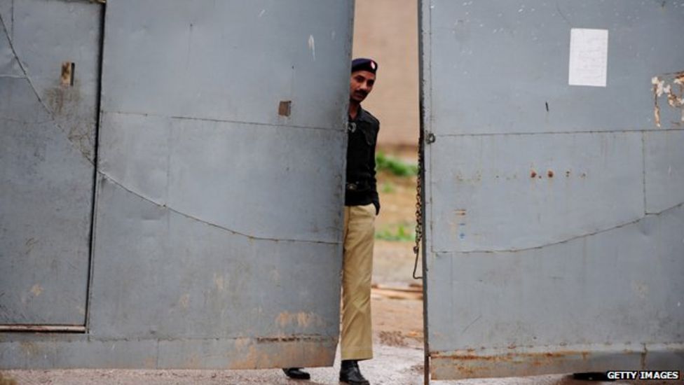 Ayyan Ali: Supermodel in a Pakistani jail - BBC News