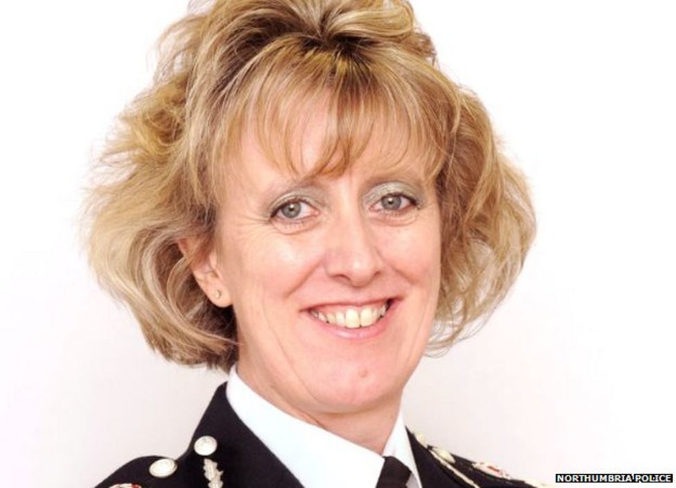 Northumbria police chief Sue Sim announces retirement - BBC News