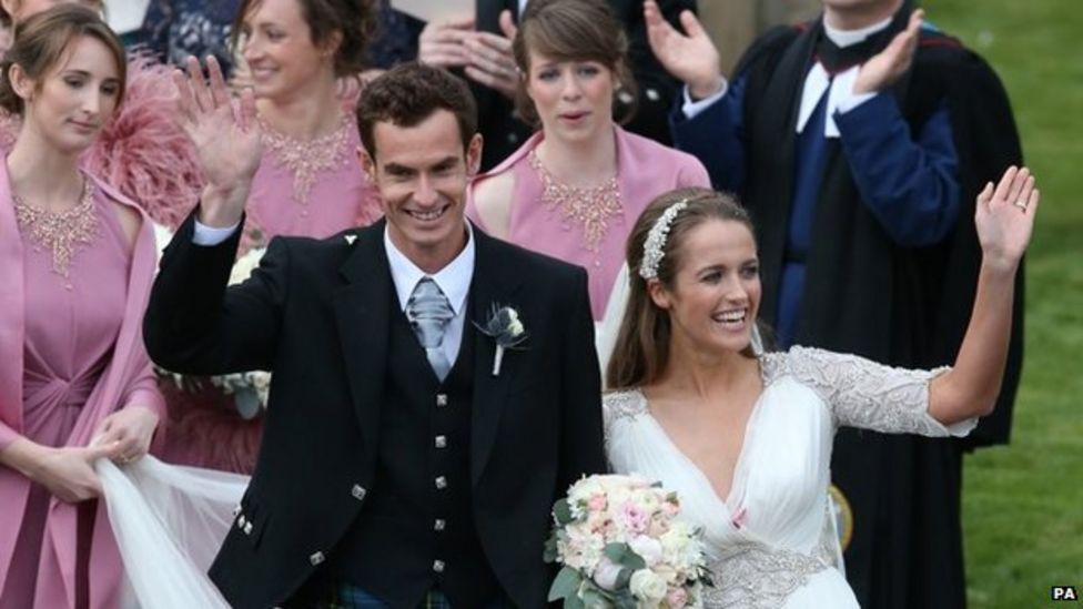 Andy Murray marries girlfriend Kim Sears in Dunblane - BBC News