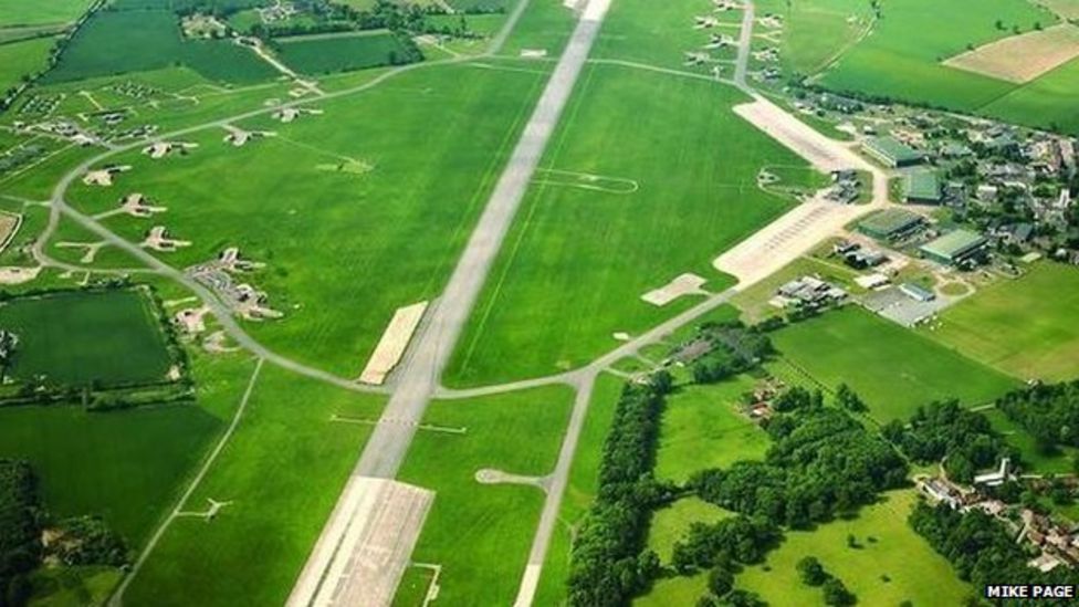 RAF Coltishall £50m solar farm begins power generation - BBC News