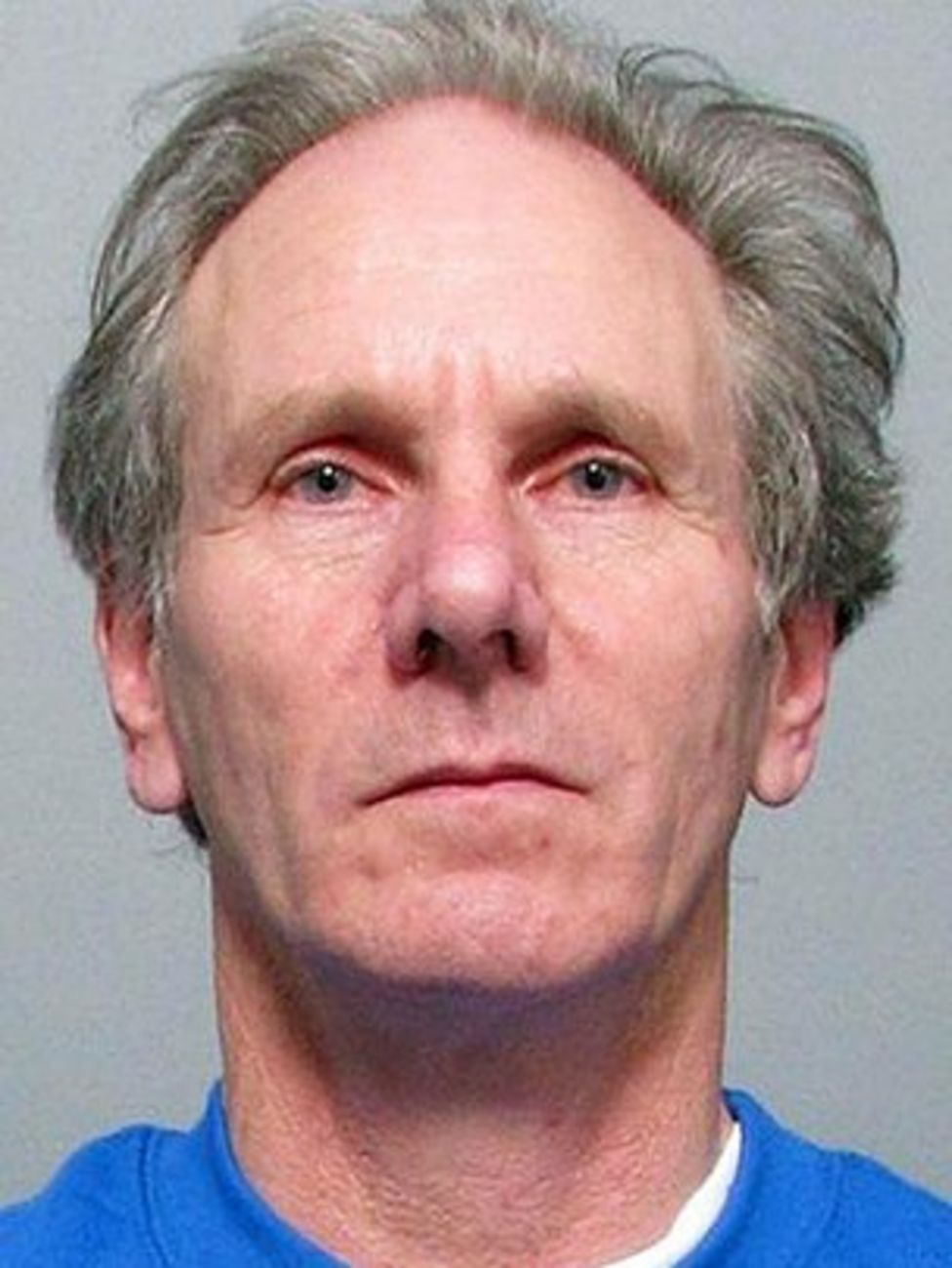 Night-stalker rapist Clive Howard: More 'victims' come forward - BBC News