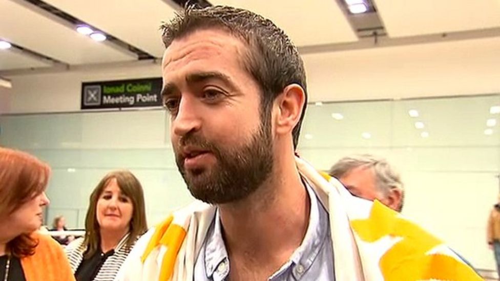 Barry and Patrick Lyttle: Sydney attack brothers return - BBC News