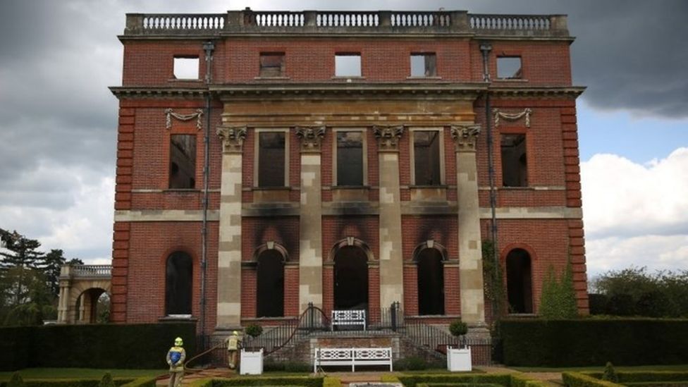 Clandon Park House fire: Mansion left a 'shell' - BBC News