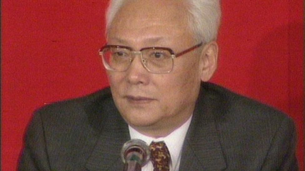 Lu Ping: Chinese official who oversaw Hong Kong handover dies - BBC News