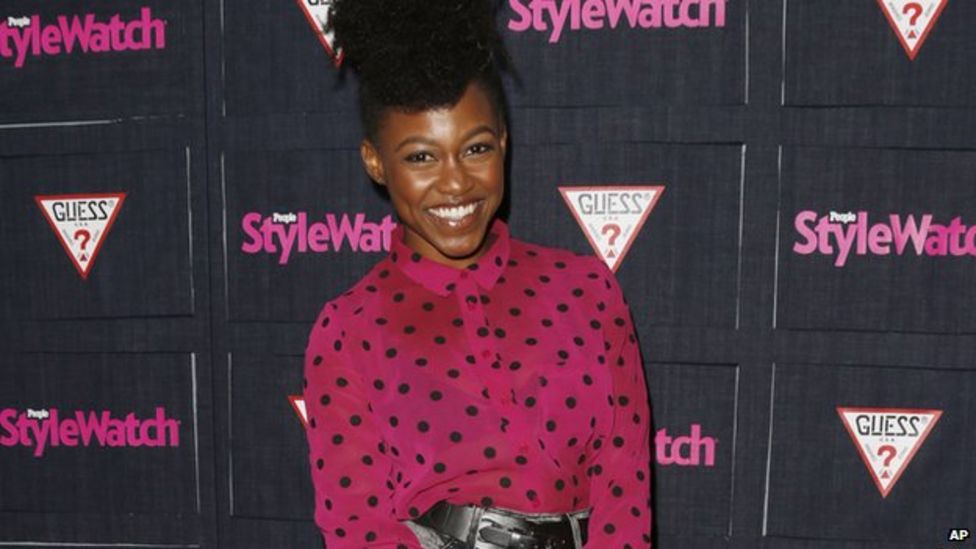 Django Unchained actress to apologise to police - BBC News