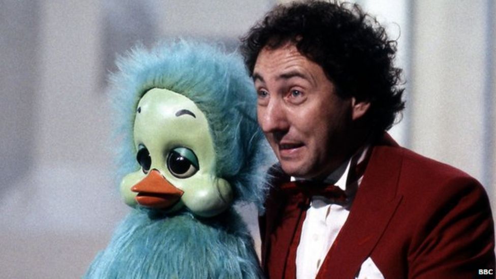 Ventriloquist Keith Harris laid to rest in Blackpool - BBC News