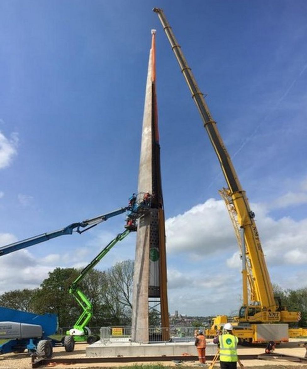 Bomber Command memorial spire installed in Lincoln - BBC News