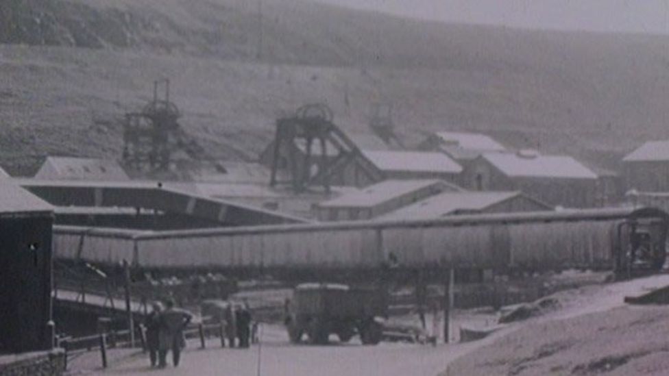 Cambrian mining disaster remembered 50 years on at service - BBC News