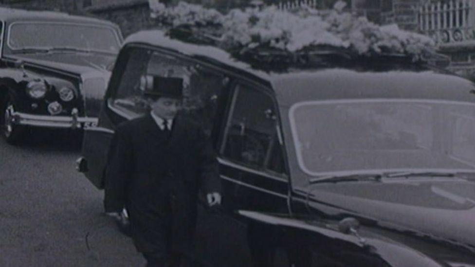 Cambrian mining disaster remembered 50 years on at service - BBC News