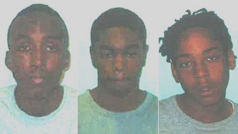 Teenagers detained over Northolt stabbing murder - BBC News