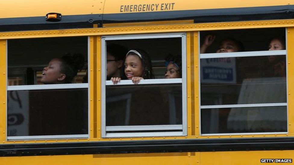 How do US black students perform at school? - BBC News
