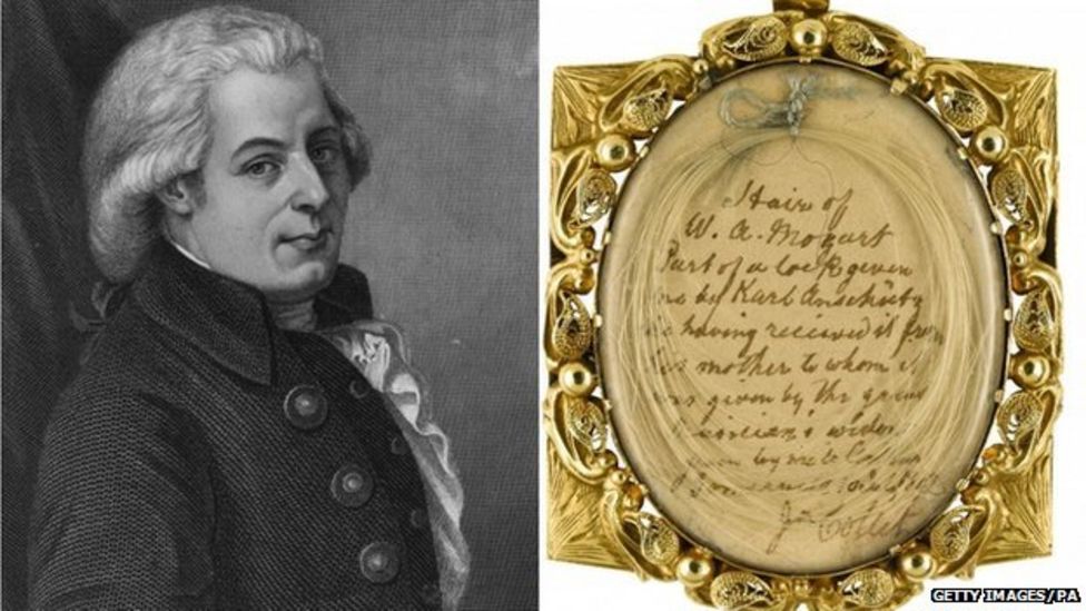 Mozart hair at Sotheby's auction up for £10,000 - BBC News