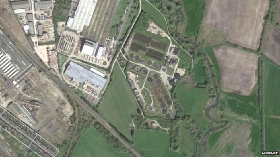 River Itchen sewage plant pollution investigated - BBC News