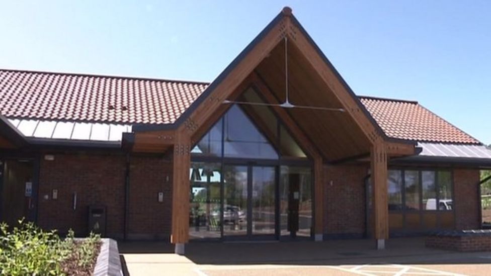 Princess Anne opens Jack Berry injured jockey centre in Malton - BBC News