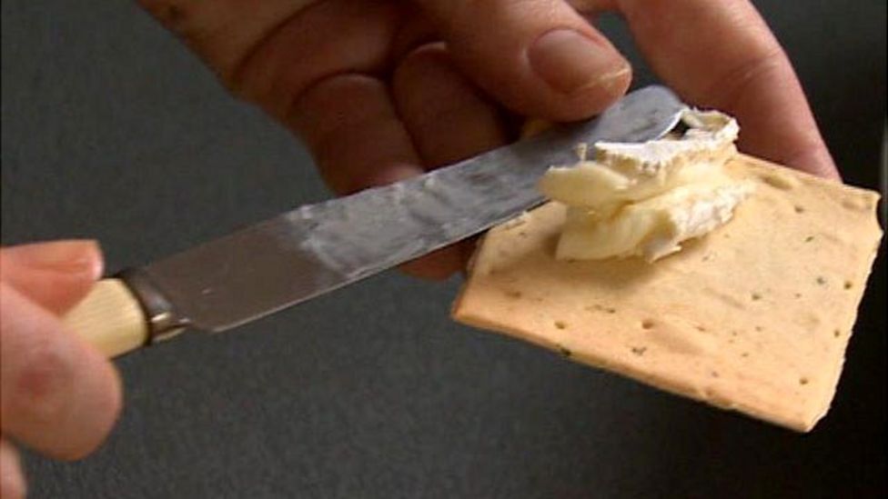 Sniffing out the next big thing in chocolate and gobstoppers - BBC News