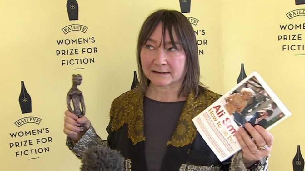 Baileys Prize: Ali Smith wins for How to be Both - BBC News