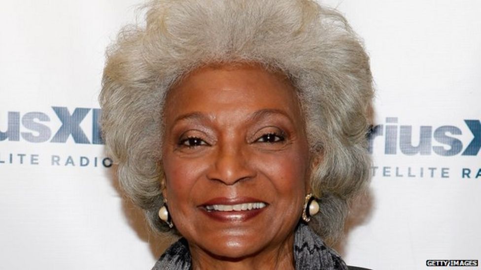 Nichelle Nichols, Star Trek's Lt Uhura, suffers stroke - BBC News