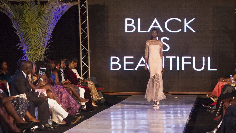 Dakar fashion week through a model's eyes - BBC News