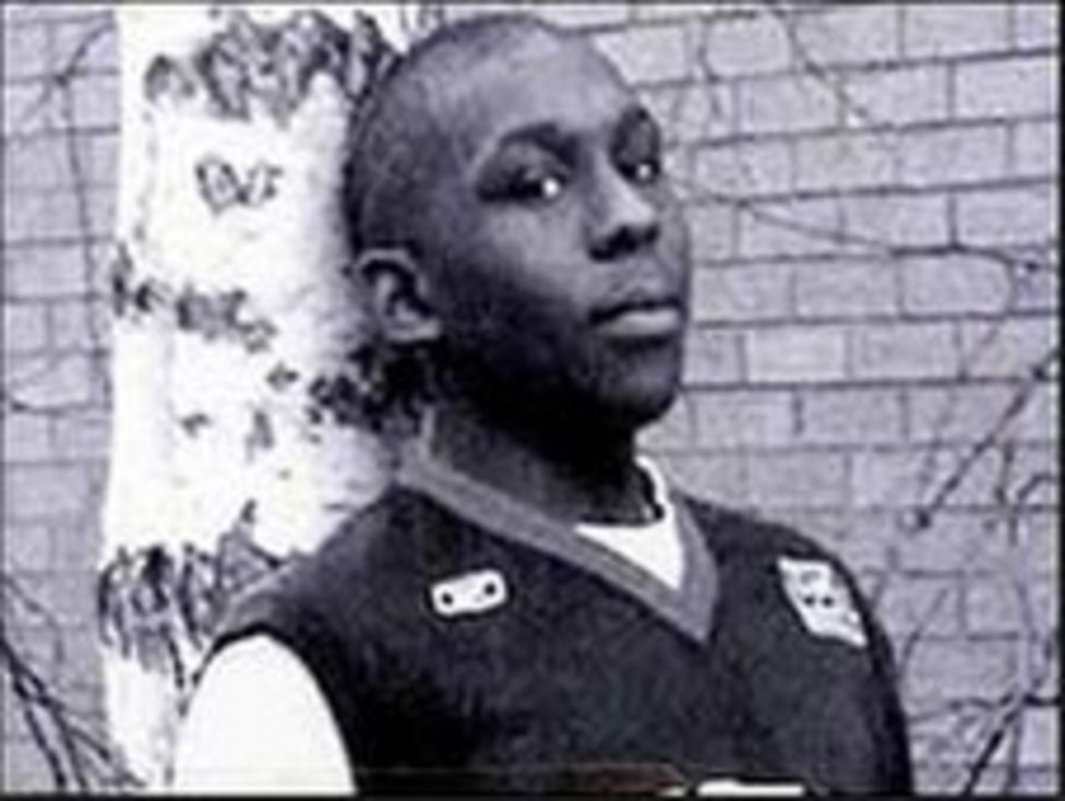 Festival in memory of Anthony Walker killed in Huyton - BBC News