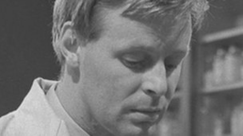 Richard Carpenter, creator of Catweazle, dies aged 82 - BBC News