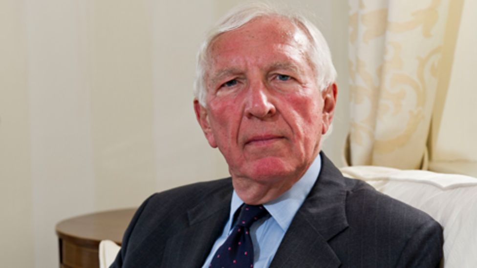 Profile: Barclays' new chairman Sir David Walker - BBC News