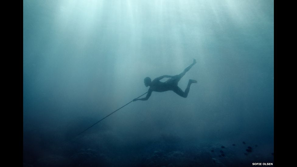 In pictures: The Moken - BBC News