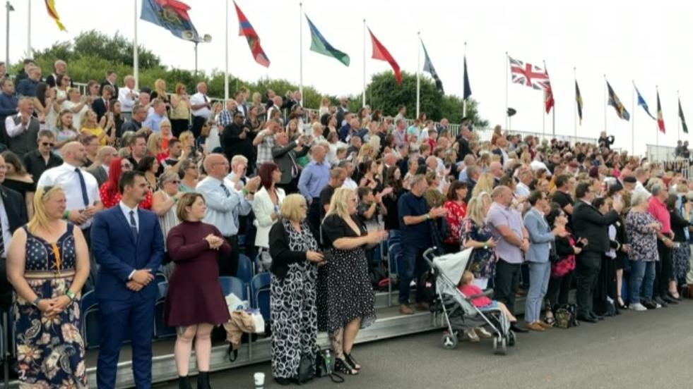 Families at Harrogate Army College passing-out parade - BBC News