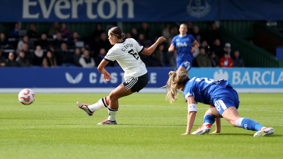 Everton 0-1 Man Utd - Grace Clinton goal the difference in WSL win ...