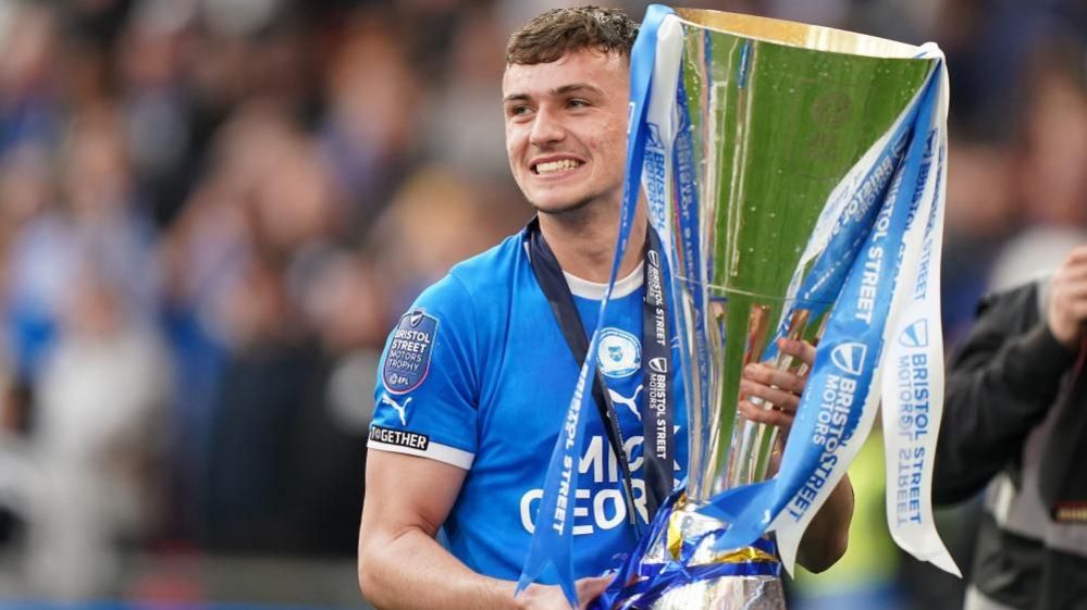 Peterborough United wants homes for young Posh players - BBC News