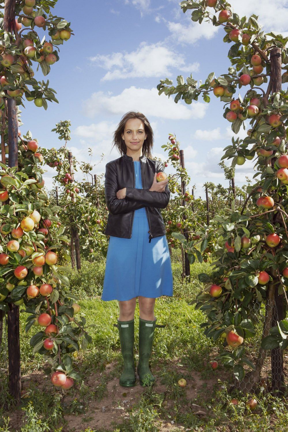 The great, all-female MP portrait takeover - BBC News