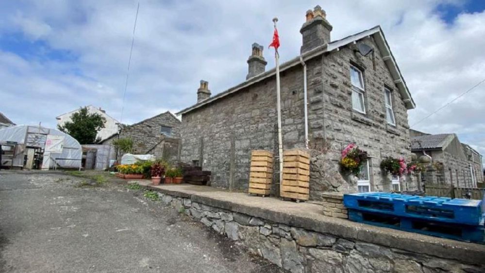 Plans for Bushy's brewery and restaurant in Castletown approved - BBC News