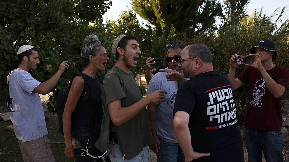 Cómo colonos judíos aprovechan la guerra en Gaza para confiscar más ...