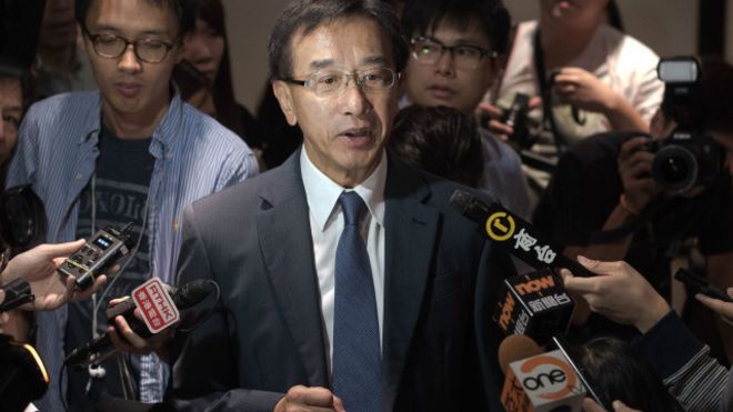 Nghị sỹ HK bị khai trừ vì chỉ trích lãnh đạo | Chuyển Hóa