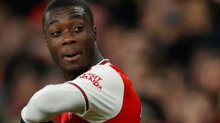 Shay Logan: Aberdeen full-back reveals secret life as a plumber - BBC Sport