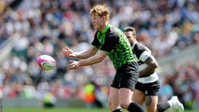 Rhys Patchell: Wales fly-half signs one-year deal with Highlanders ...