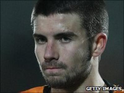 George Francomb gets new Norwich City deal - BBC Sport