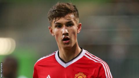 Callum Gribbin: Barrow sign ex-Manchester United and Sheffield United ...