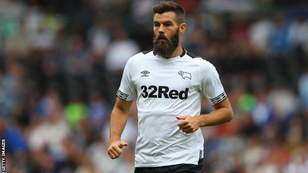 Joe Ledley: Wales and Derby midfielder has operation on hip - BBC Sport