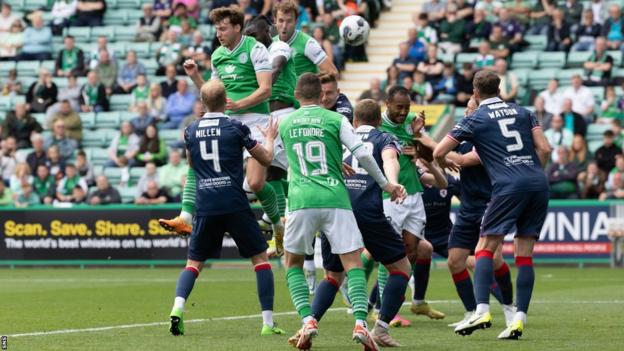Hibernian 2-1 Raith Rovers: Lee Johnson's side earn Viaplay Cup quarter-final place - BBC Sport
