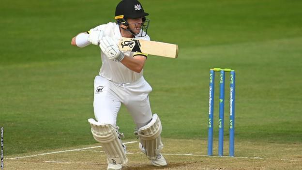 County Championship: Marcus Harris hits ton but Gloucestershire cannot ...