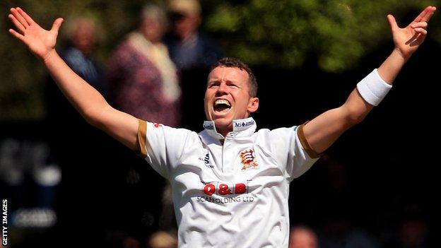 Peter Siddle: Australia seamer says he will play for Essex again - BBC ...