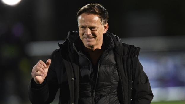 Scott Booth: Glasgow City can score goals against Barcelona - BBC Sport