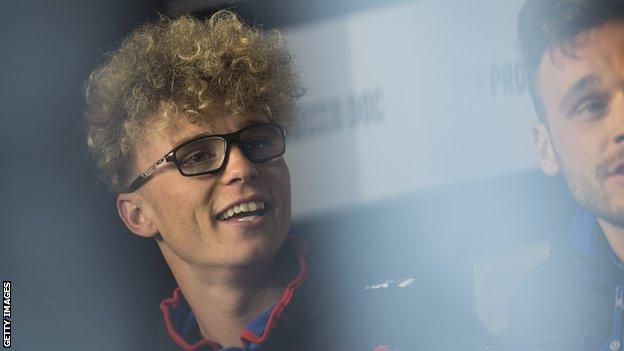 British Superbikes: Bradley Ray wins title as Glenn Irwin triumphs in ...