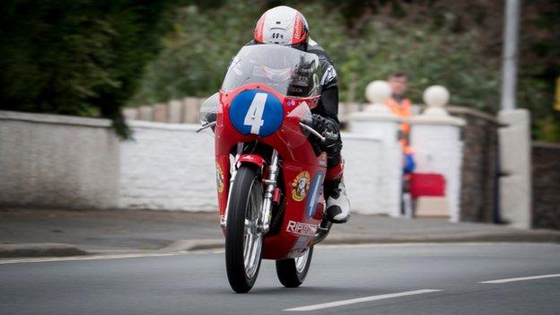 Isle of Man Festival of Motorcycling: Rutter wins Junior Classic TT ...