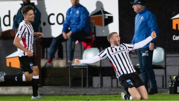 Dunfermline Athletic 1-1 Raith Rovers: Late Spencer strike denies hosts ...