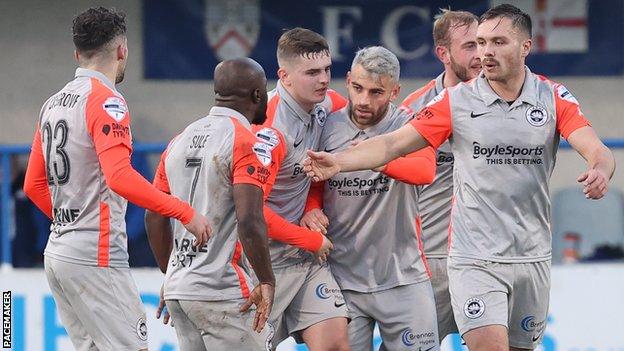 Irish Premiership: David McDaid stars as Larne beat Coleraine - BBC Sport